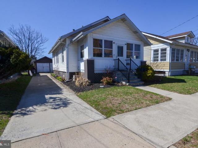 623 Lafayette Avenue