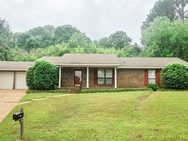623 Marlyn Dr, Prattville, AL 36067