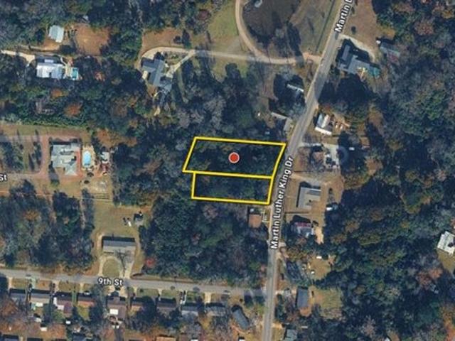 623 Martin Luther King Jr Dr, Prattville, AL 36067