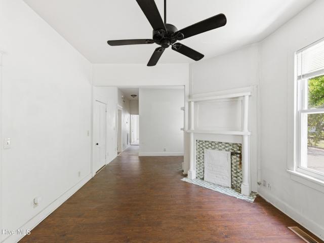 623 S 6th Street