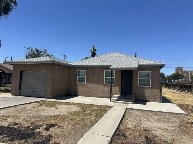 623 S Q St, Tulare, CA 93274
