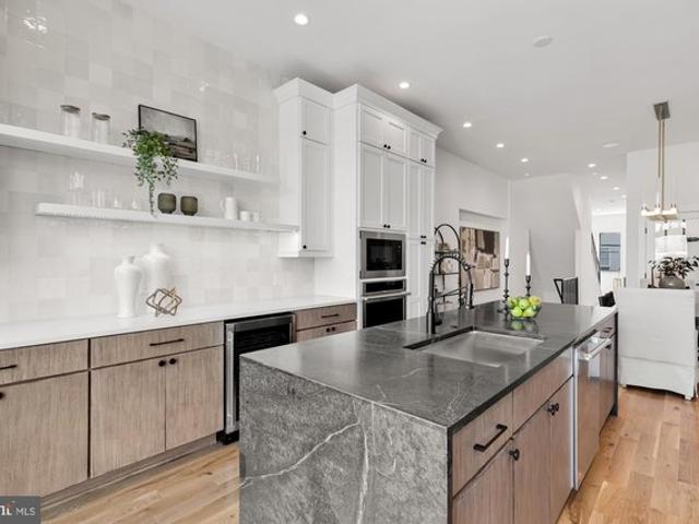623 S Rose St, Baltimore, MD 21224