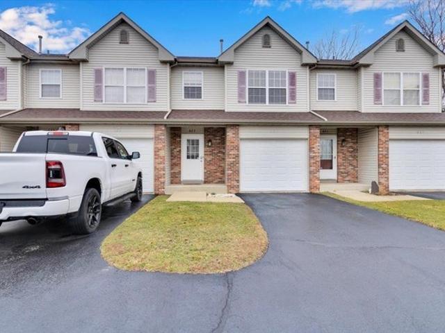 623 Southtowne Dr, Belvidere, IL 61008