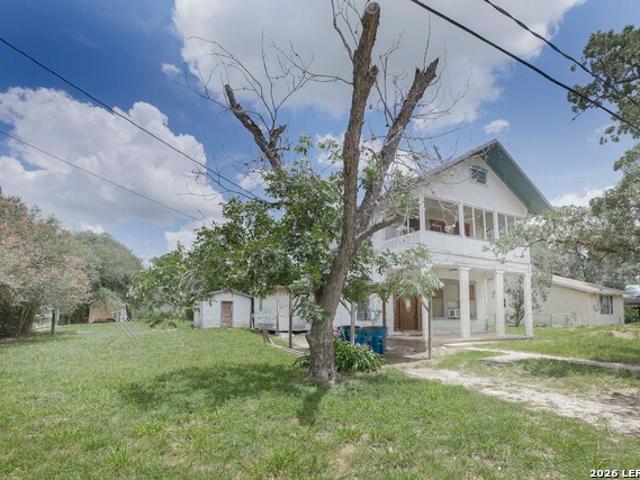 623 San Antonio Street