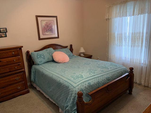 623 Scotsvale Drive B Room 1