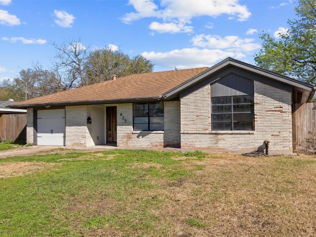 623 Spell St, Houston, TX 77022 | MLS #19680