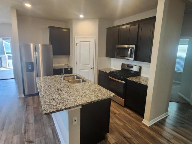 623 Sun Grove Trl