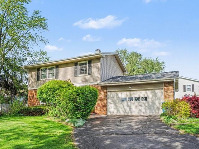 623 Riverside Dr, Battle Creek, MI 49015