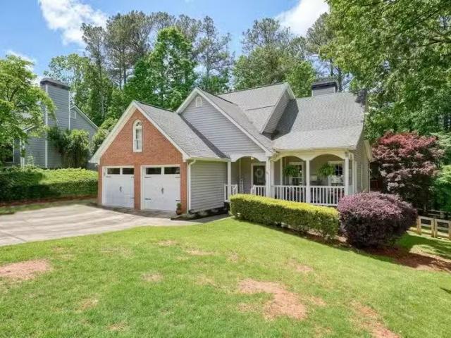 623 WEDGEWOOD DR, WOODSTOCK, GA 30189 Single Family Residence.
