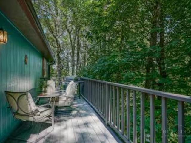623 Wintergreen Drive