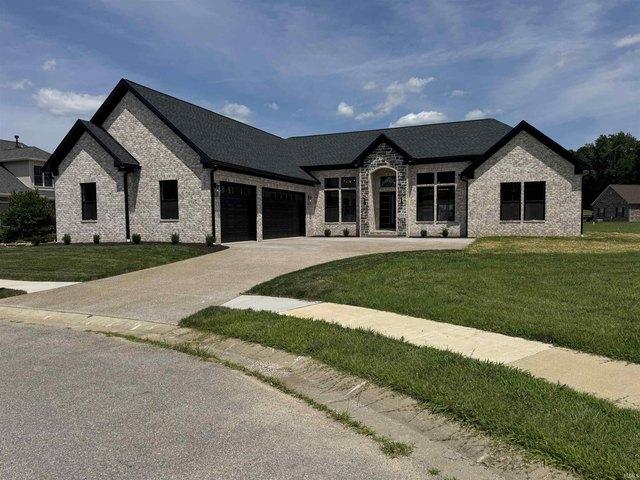 6244 Sable Ridge Dr, Newburgh, IN 47630
