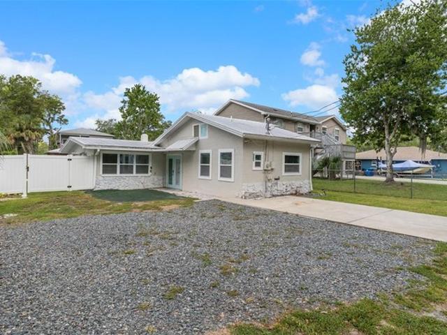 6245 Waverly Rd, Weeki Wachee, FL 34607
