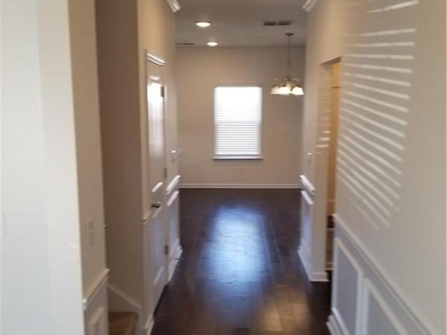 6246 Noreen Way