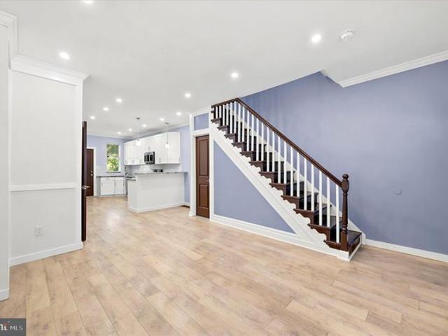 6247 Clearview St, Philadelphia, PA 19138