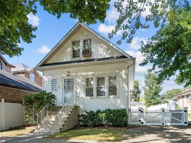 6248 W Berteau Ave, Chicago, IL 60634