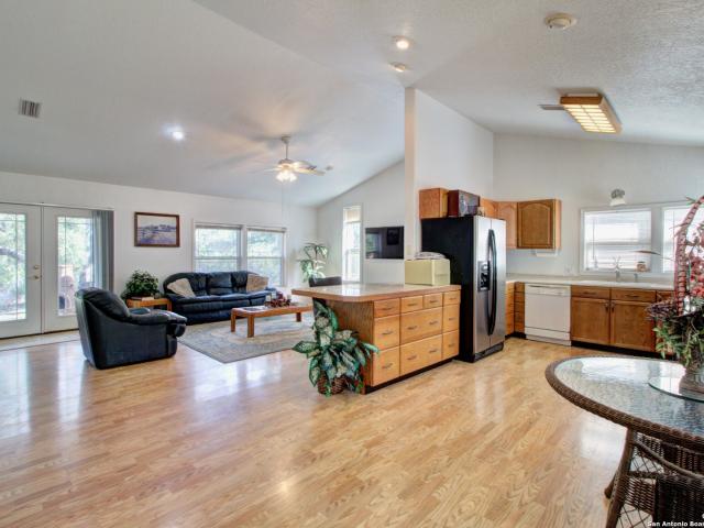 6248 Yorkshire Dr, Spring Branch, TX 78070 | MLS #1910