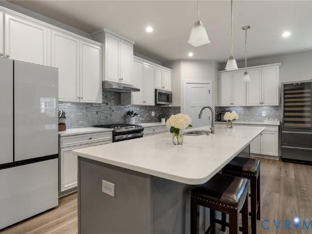 6249 Deer Summit Court