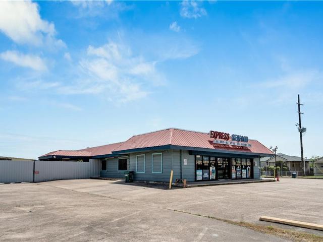 6249 Westbank Expressway