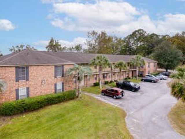 6240 Old Point Rd Apt C7, Hanahan, SC 29410
