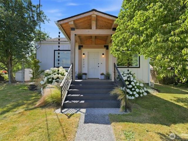 6240 S M St, Tacoma, WA 98408