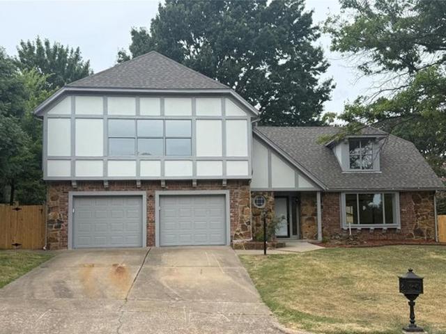 6240 S Richmond Ave, Tulsa, OK 74136