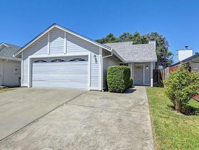 6241 Riverbelle Ct, Rio Linda, CA 95673