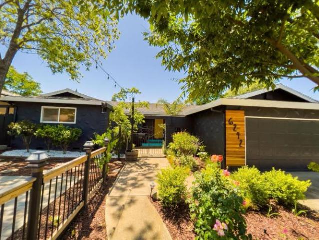 6242 N Silverton Way, Carmichael, CA 95608