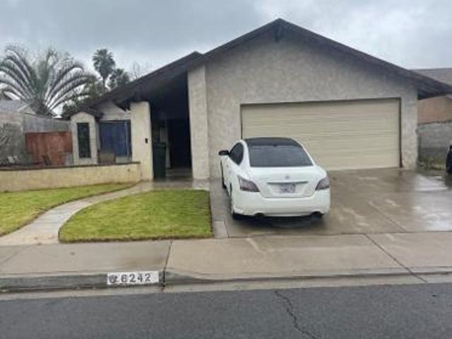 6242 Candlelight Dr, Riverside, CA 92509