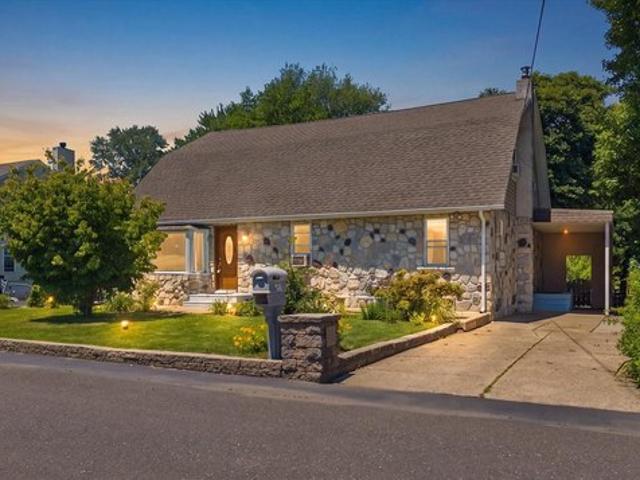 6242 Garrett Ave, Bensalem, PA 19020