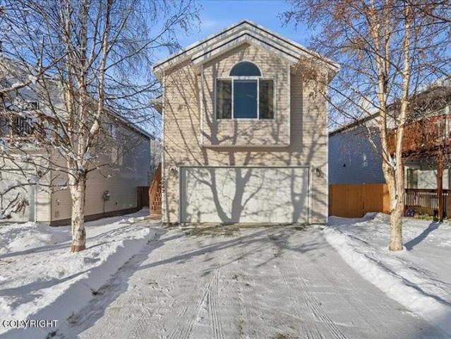 6242 Rose Hip Cir, Anchorage, AK 99507
