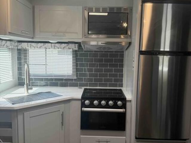 6242 SW 24th St, Miramar, FL 33023