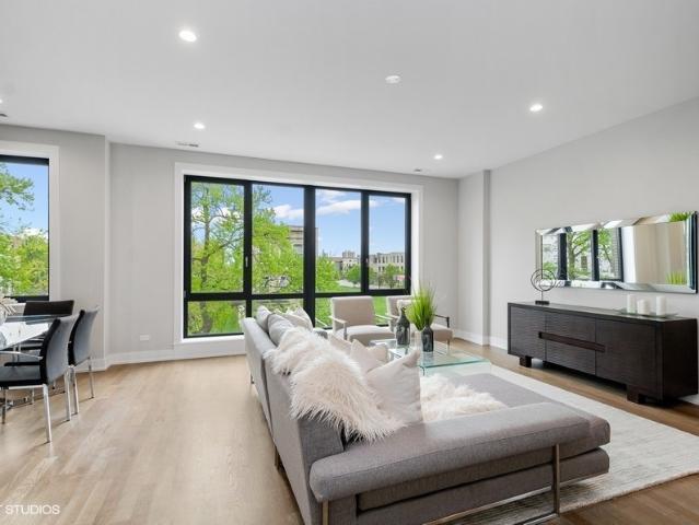 6242 S Greenwood Ave, Unit 4S, Chicago, IL 60637 | MLS #12596 | Compass