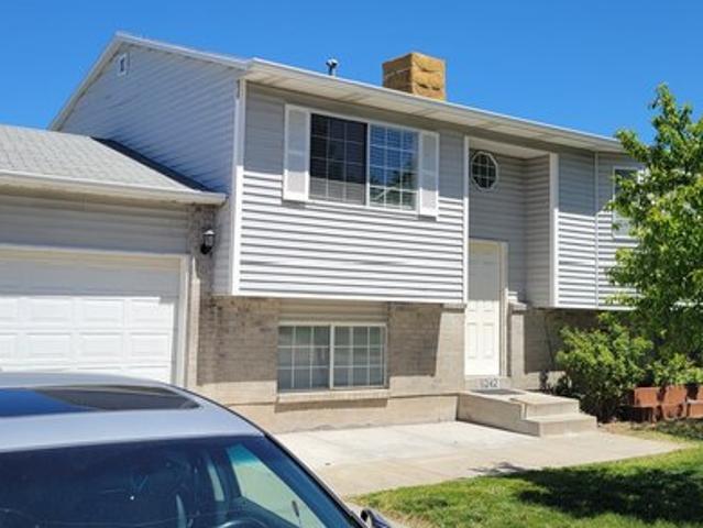 6242 W Milden Ln, Salt Lake City, UT 84128