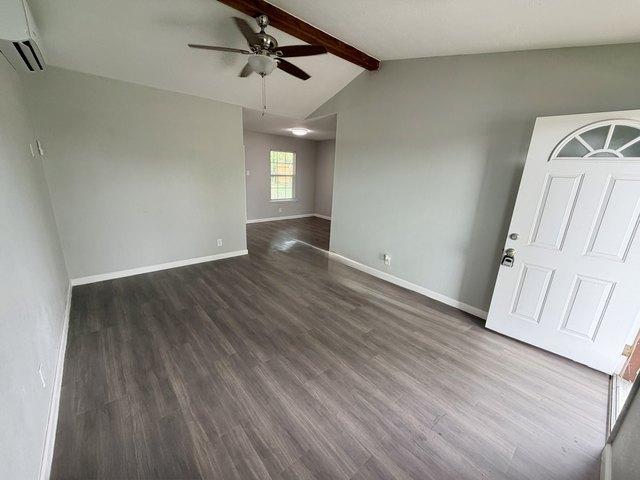6243 Indian Valley Dr, San Antonio, TX 78242