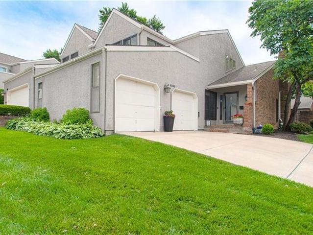 6243 Rosewood Ct, Mission, KS 66205