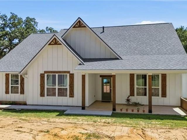 624 County Road 3674, Marquez, TX 77865