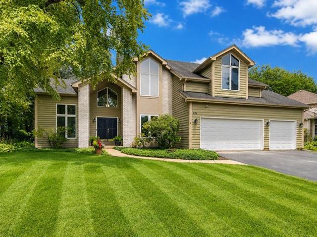 624 Bailey Dr, Batavia, IL 60510