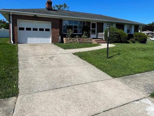 624 Gayle Drive