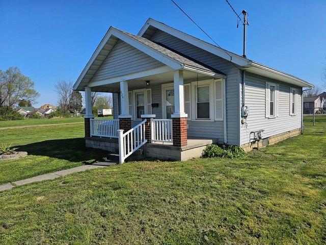 624 Grace St, Washington Court House, OH 43160