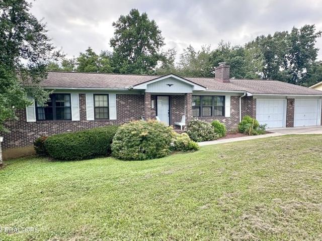 624 Greenwood Dr, Clinton, TN 37716