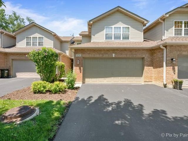 624 Daisy Ln, Roselle, IL 60172