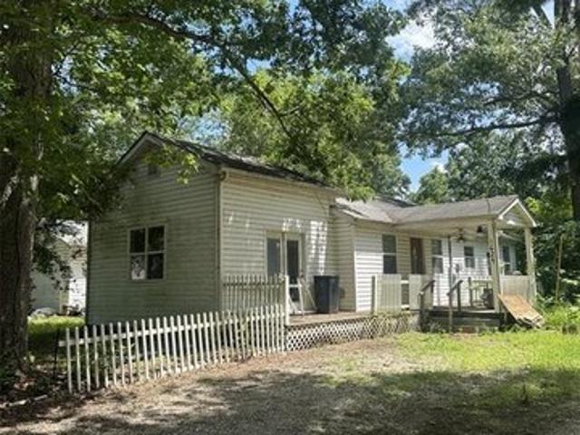 624 Dearborn Dr, Bismarck, MO 63624