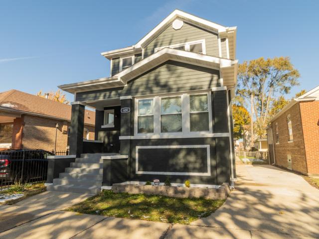 624 E 90th Place