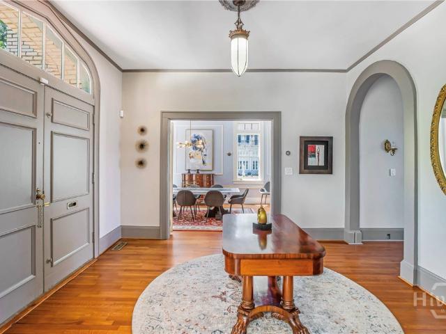 624 E Victory Drive