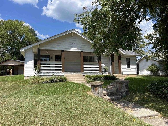 624 E Broadway St, Glenwood, AR 71943