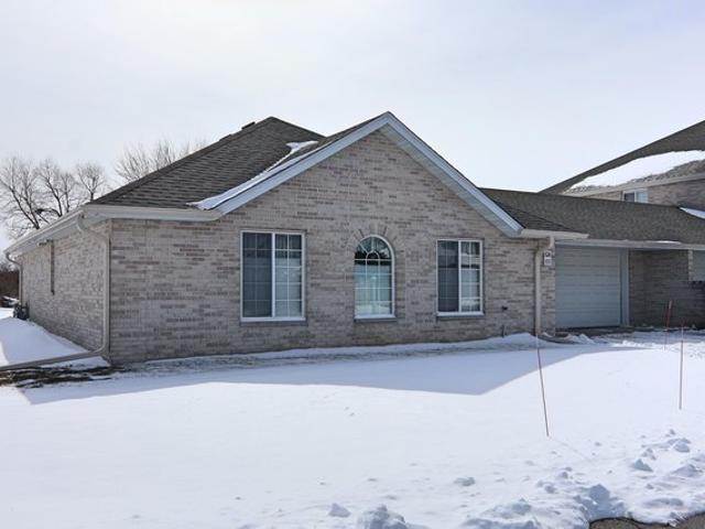 624 E Market St Unit 101, Elkhorn, WI 53121