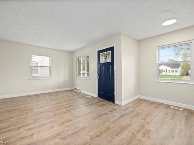 624 Eastern Heights Boulevard