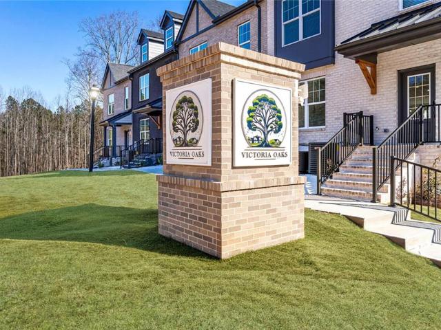 624 Oakleaf Grove Lane