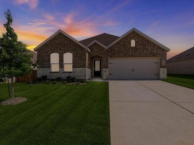 624 Mare Dr, Aubrey, TX 76227