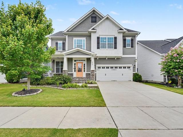 624 Midnight Moon Dr, Wendell, NC 27591